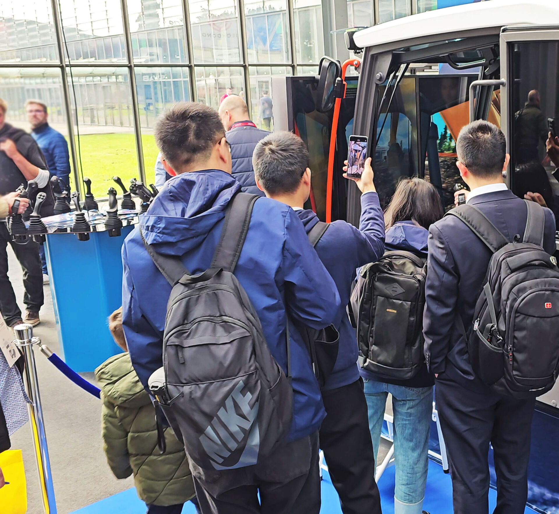 Start Page - SVAB - Joysticks and Control systems for Excavators